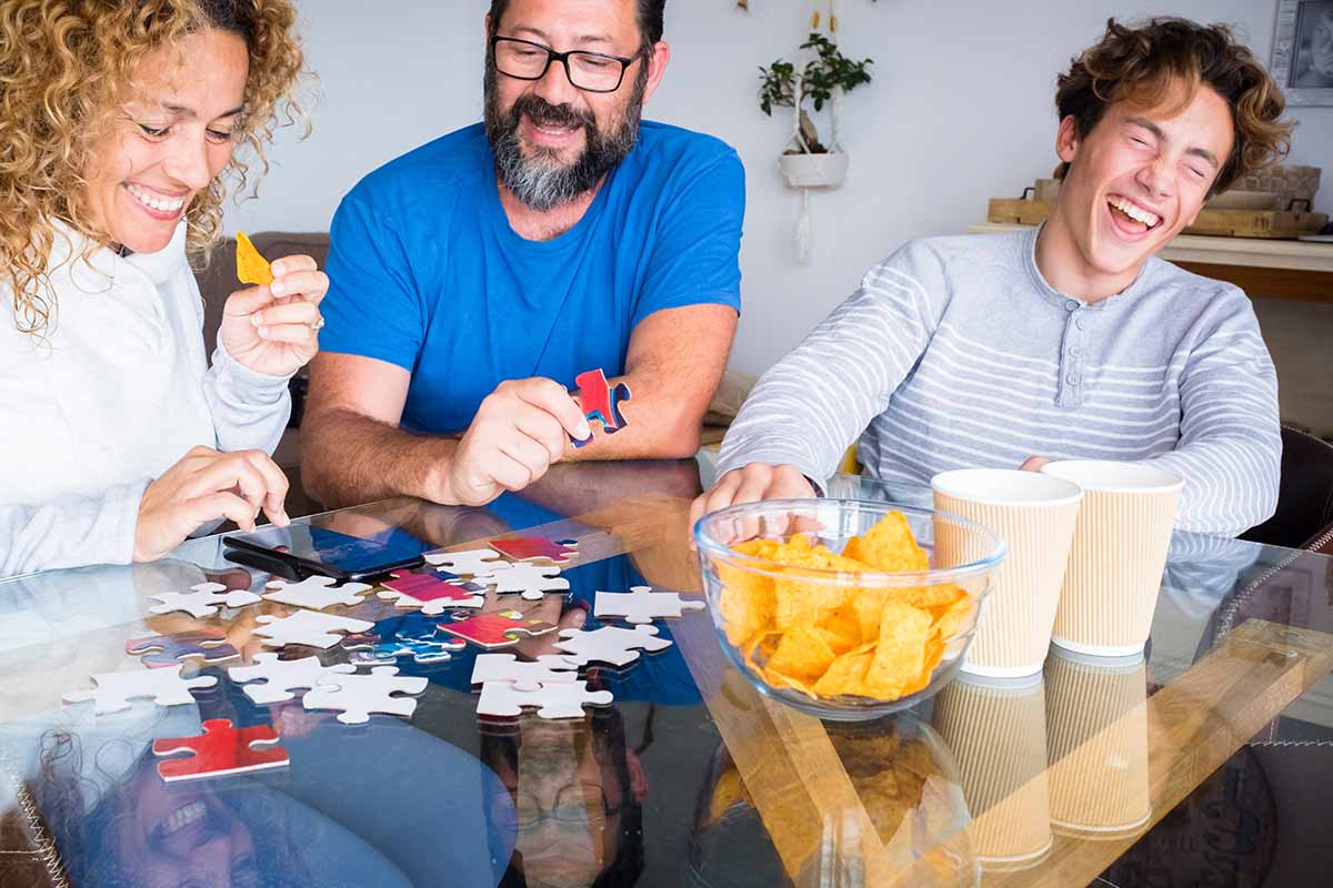 10 Fun Family Therapy Activities for Teens